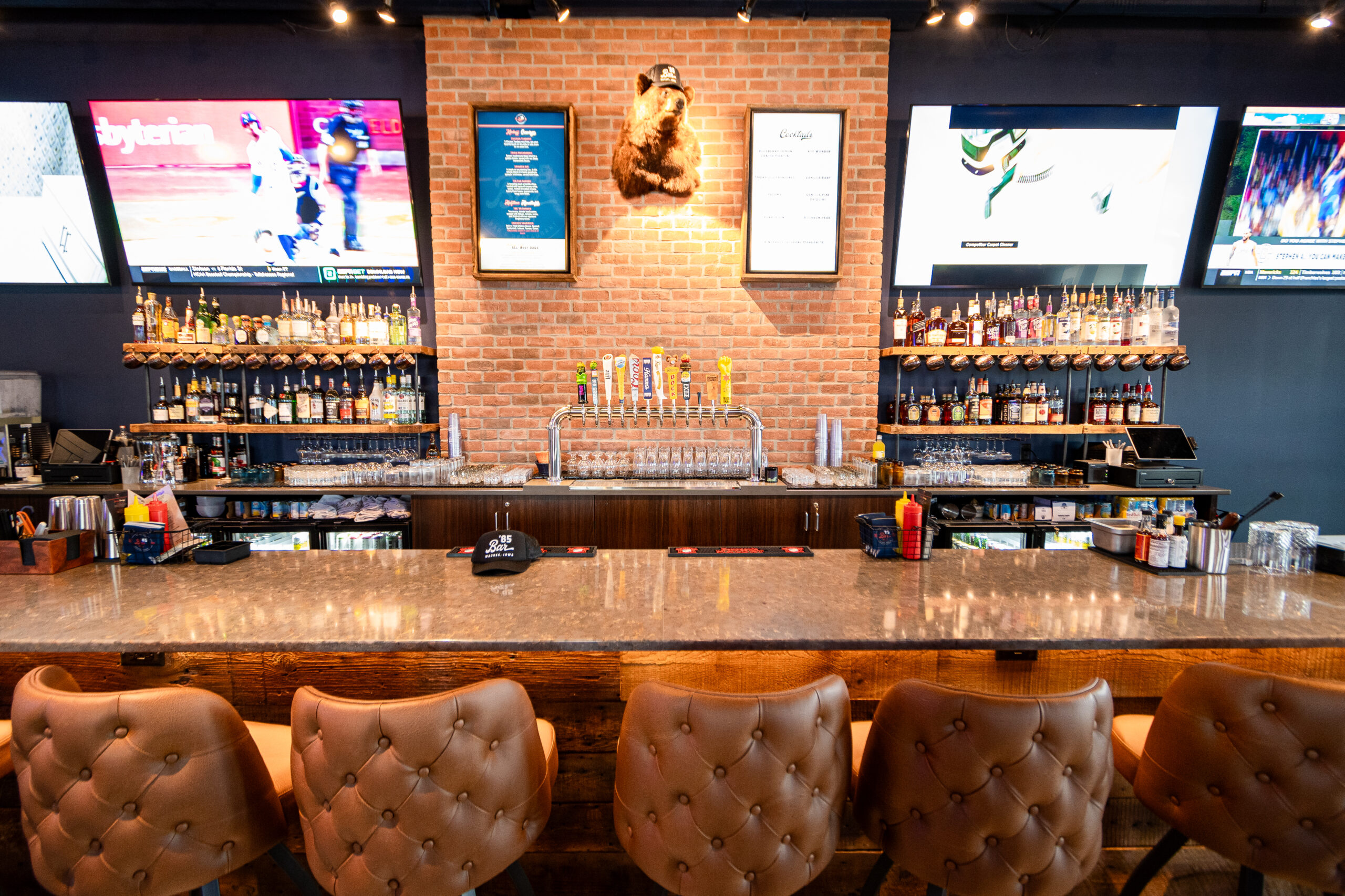 85 West Bar - Accurate Development
